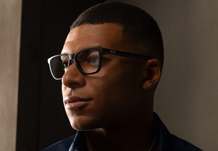 10 Lensa Kacamata Terbaik yang Nyaman Dipakai 2024